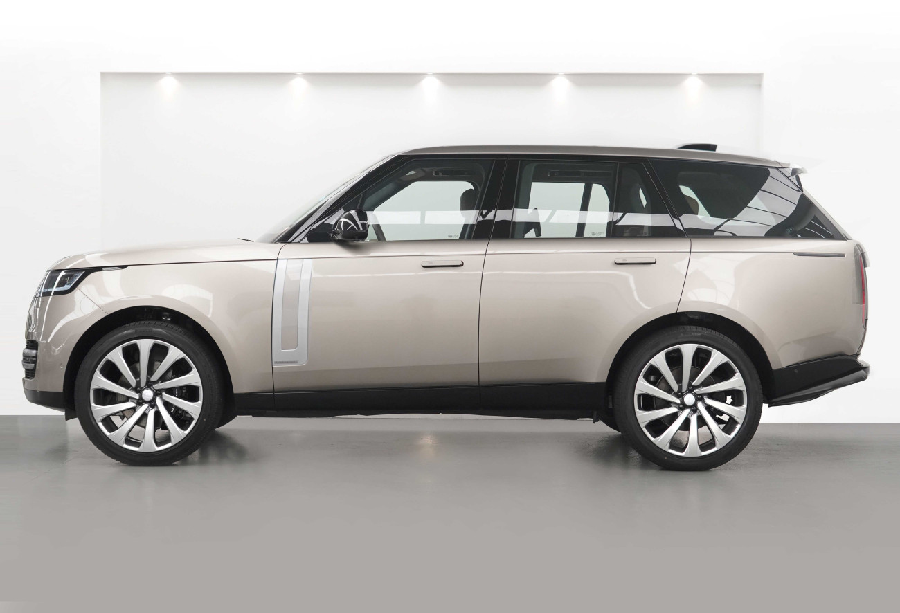 2025 RANGE ROVER AUTOBIOGRAPHY P400